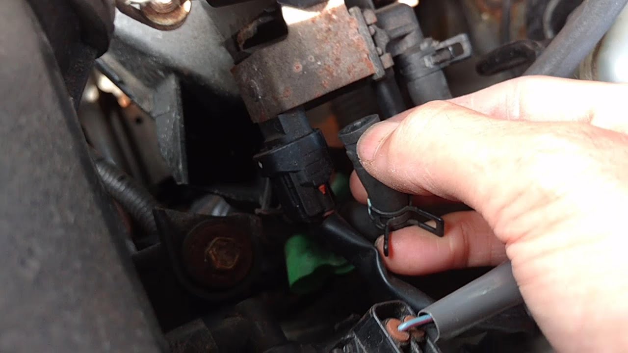 Toyota Testing VSV Valve for EVAP Line On The Car - YouTube
