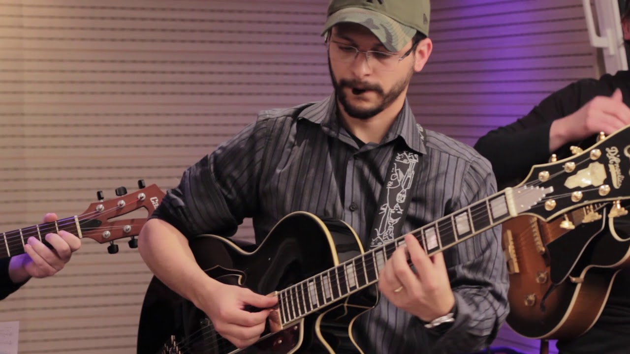 Orquestra de Guitarras - The Loose Apaloosa (Chris Buzzelli) - YouTube
