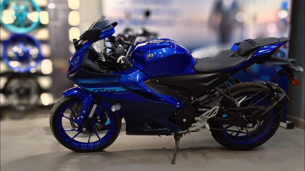 Yamaha R15 Version 4.0 Racing Blue 155cc 140Kmph Top speed Traction ...