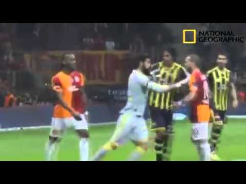 Yılın Belgeseli; Sneijder'den AYI Avı!  Tek Eğlence fenerbahçe