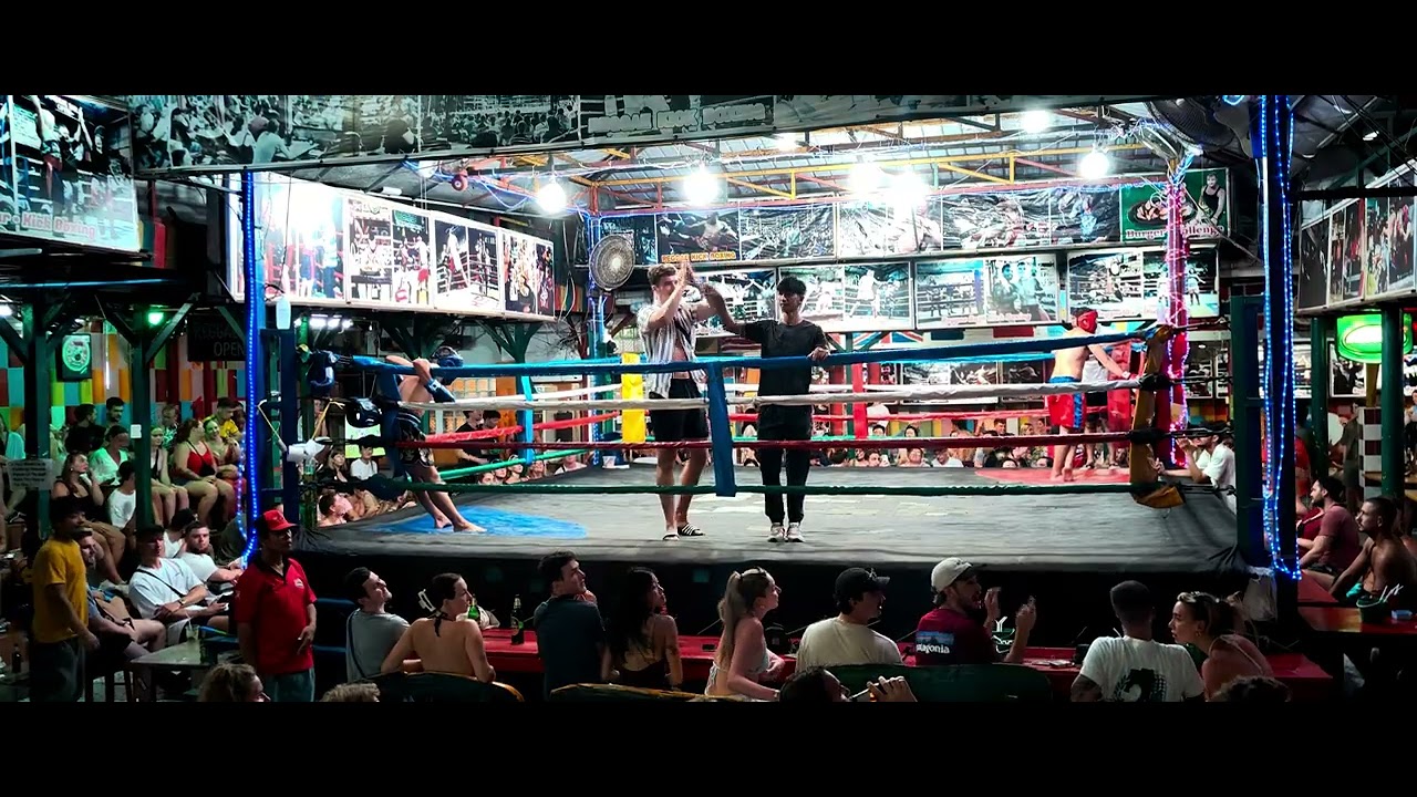 [4K] Thai boxing at phi phi island - YouTube