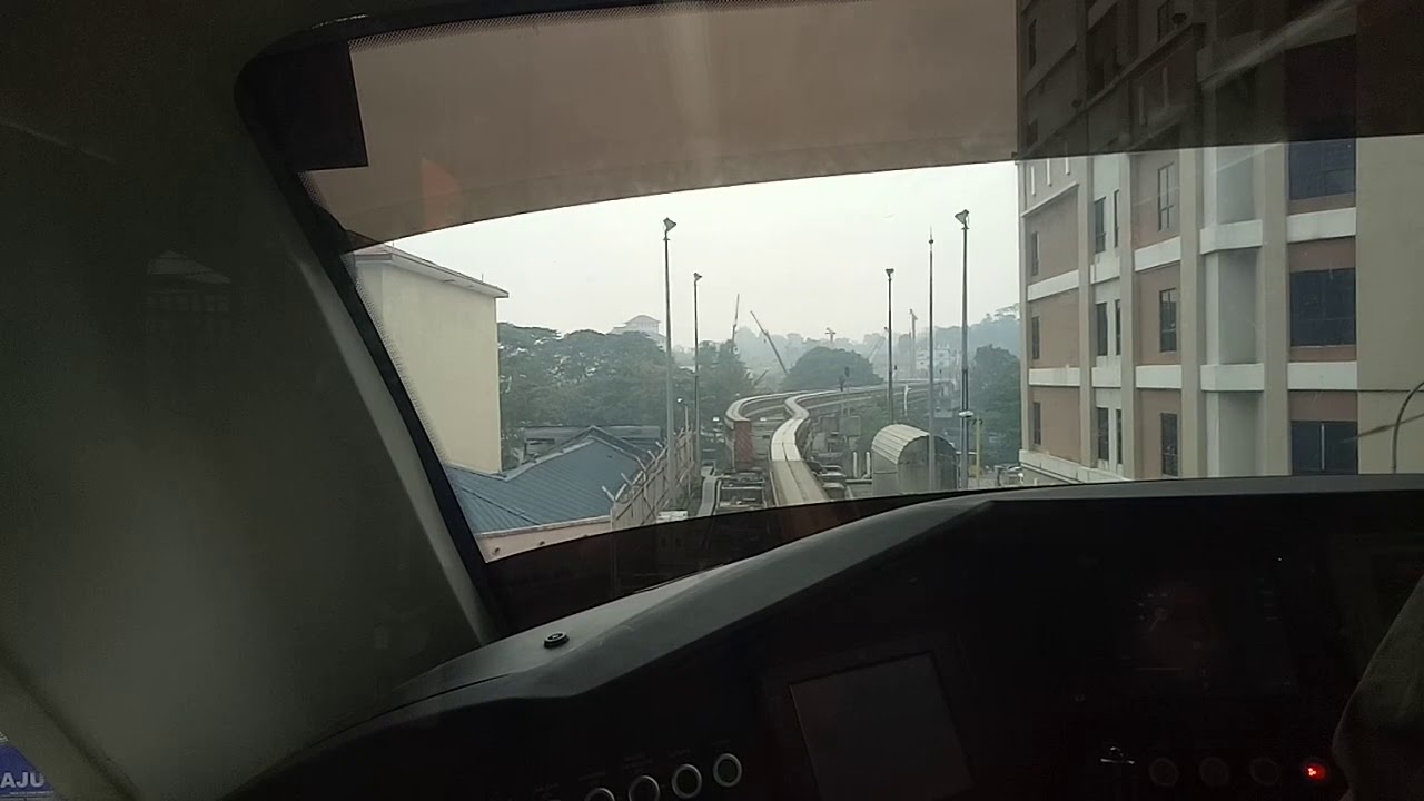 KL Monorail track switch in action @ KL Sentral - YouTube