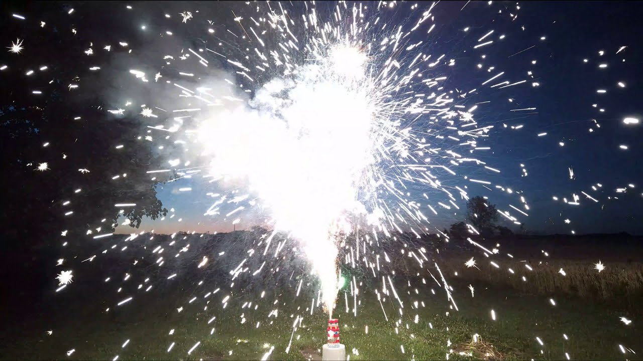 Light House Fountain (IMPRESSIVE) - Winda Fireworks - YouTube