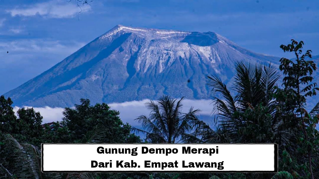 Wow 😲 Terlihat Jelas Gunung Dempo Merapi Aktif | Dari Kab. Empat Lawang ...