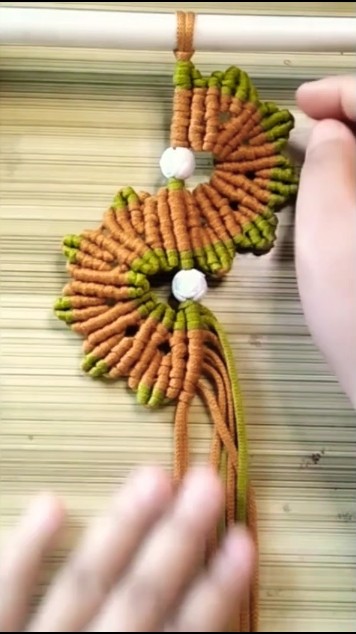 Beautiful macrame flower knots #ytshorts #macrameknot #macrameflower # ...