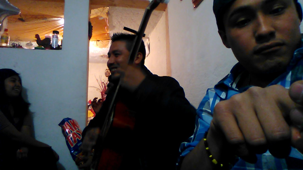 El chumo cantando parte 2 - YouTube