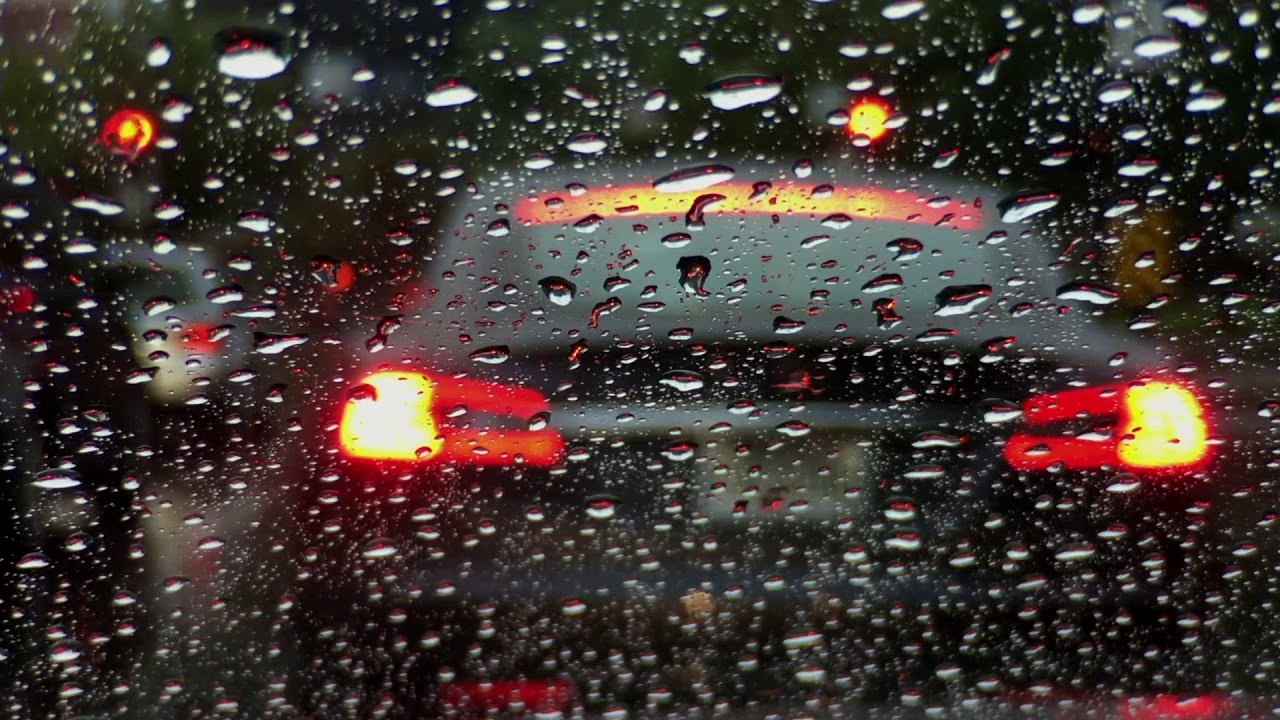 High humidity means rain in Montreal - YouTube