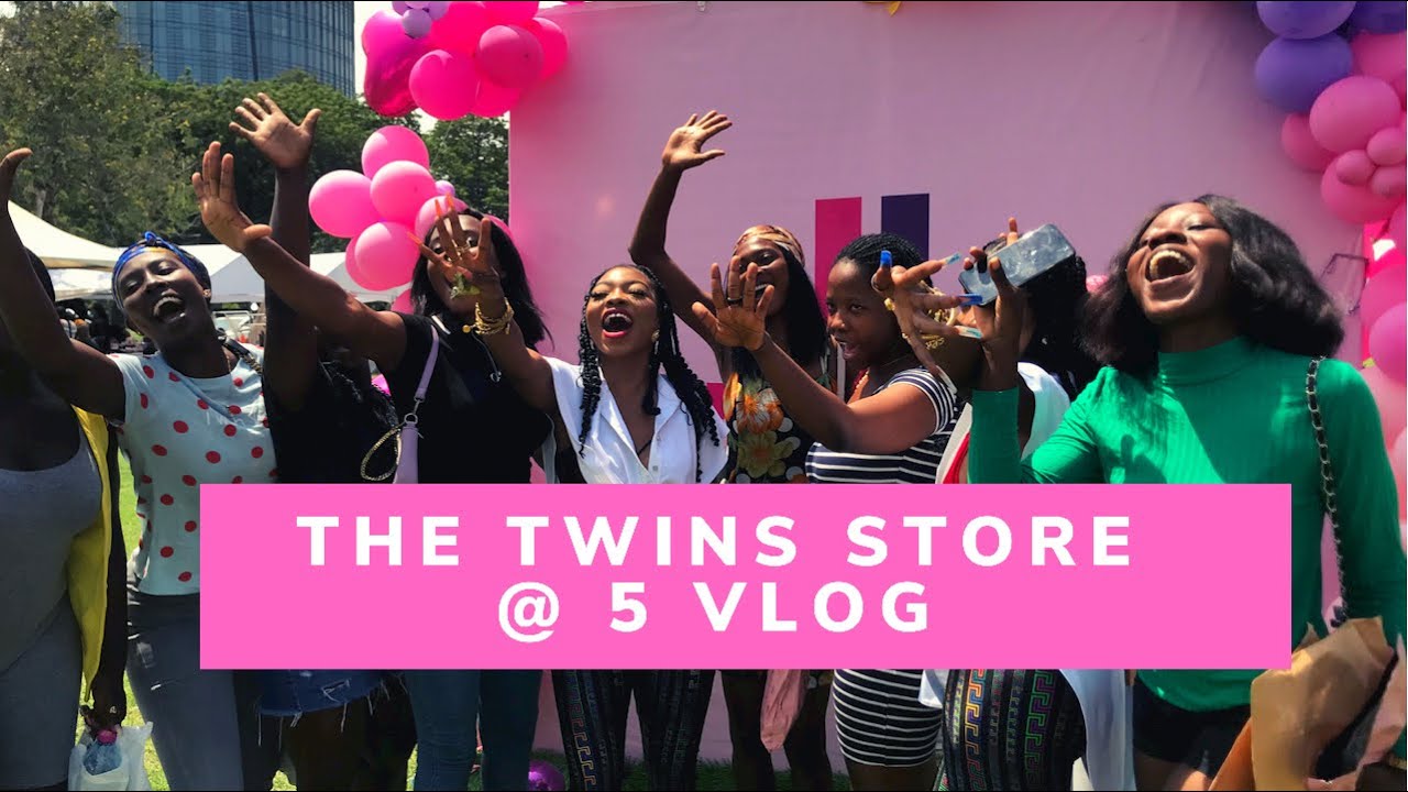 The Twins store @ 5 with @lauraandLorie - YouTube