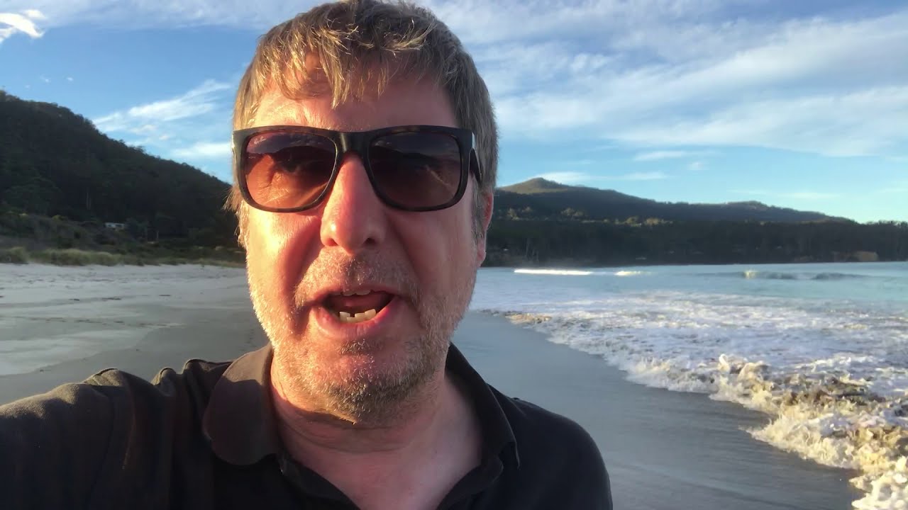 Bo Derek's looking a bit rough - YouTube