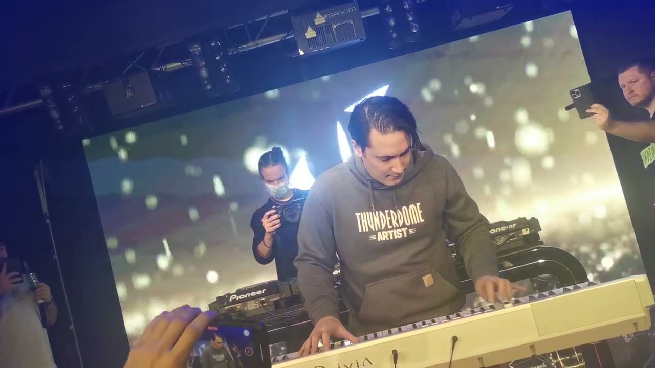 Ophidian - Butterfly VIP (piano live) [XSES - Solaize] - YouTube
