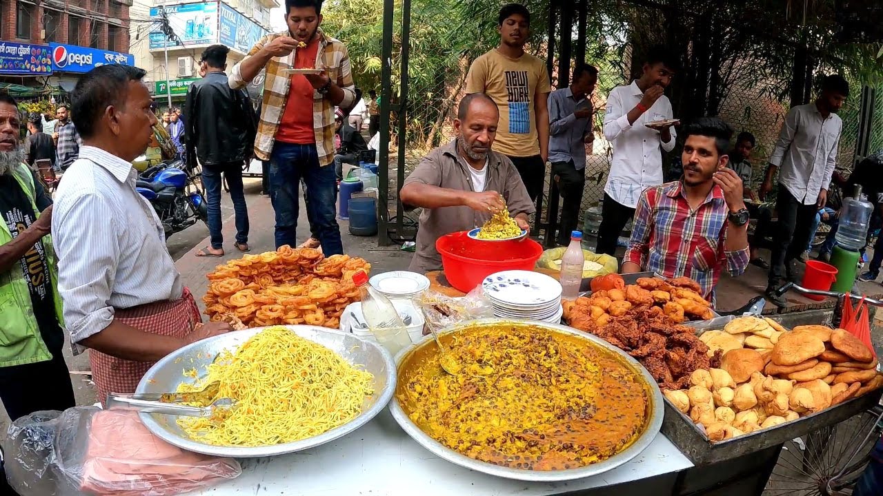 20 Tk Best Sweet Jhal Muri | Famous Jhal Muri of Dhaka | Dhakaya Street ...