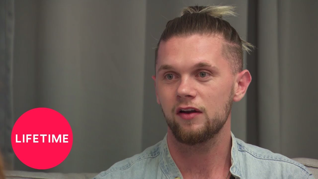 Project Runway: Bonus – Brandon's Dixie Cup Inspiration (Season 16 ...
