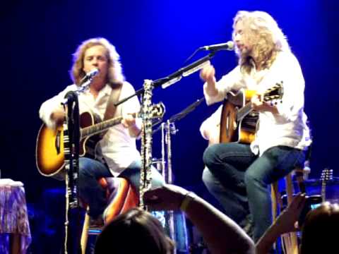 SHAW-BLADES -- FOOLIN' YOURSELF MEDLEY - LIVE!!! - YouTube