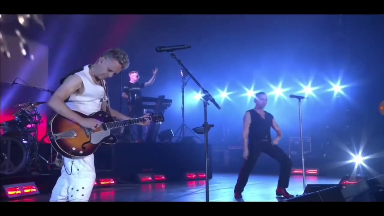 Depeche Mode - Personal Jesus - LIVE At Isle of Wight Festival 2018 ...