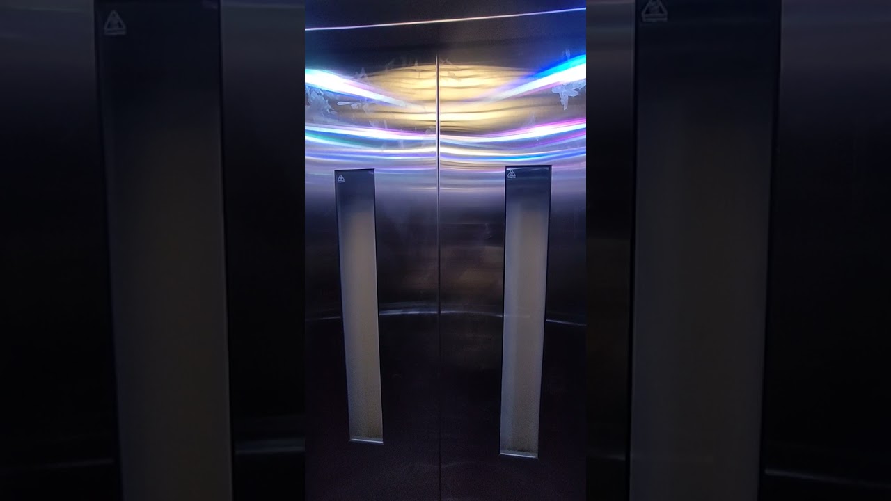 SS SMALL VISION AUTO DOOR CENTAR OPENING - YouTube