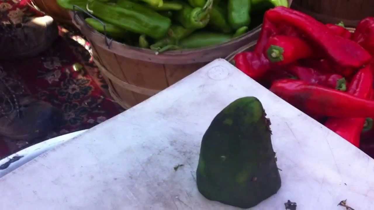 How to Peel a Poblano Pepper - YouTube