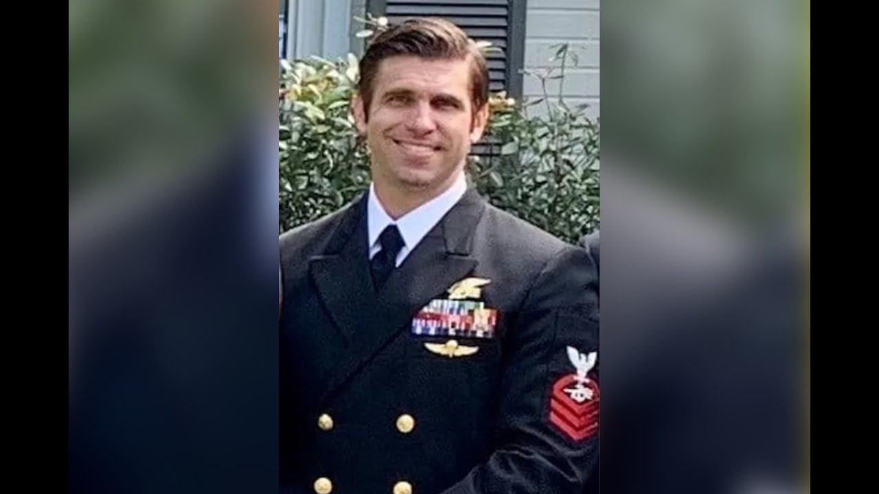 Navy SEAL killed in free-fall parachute training accident in Arizona ...