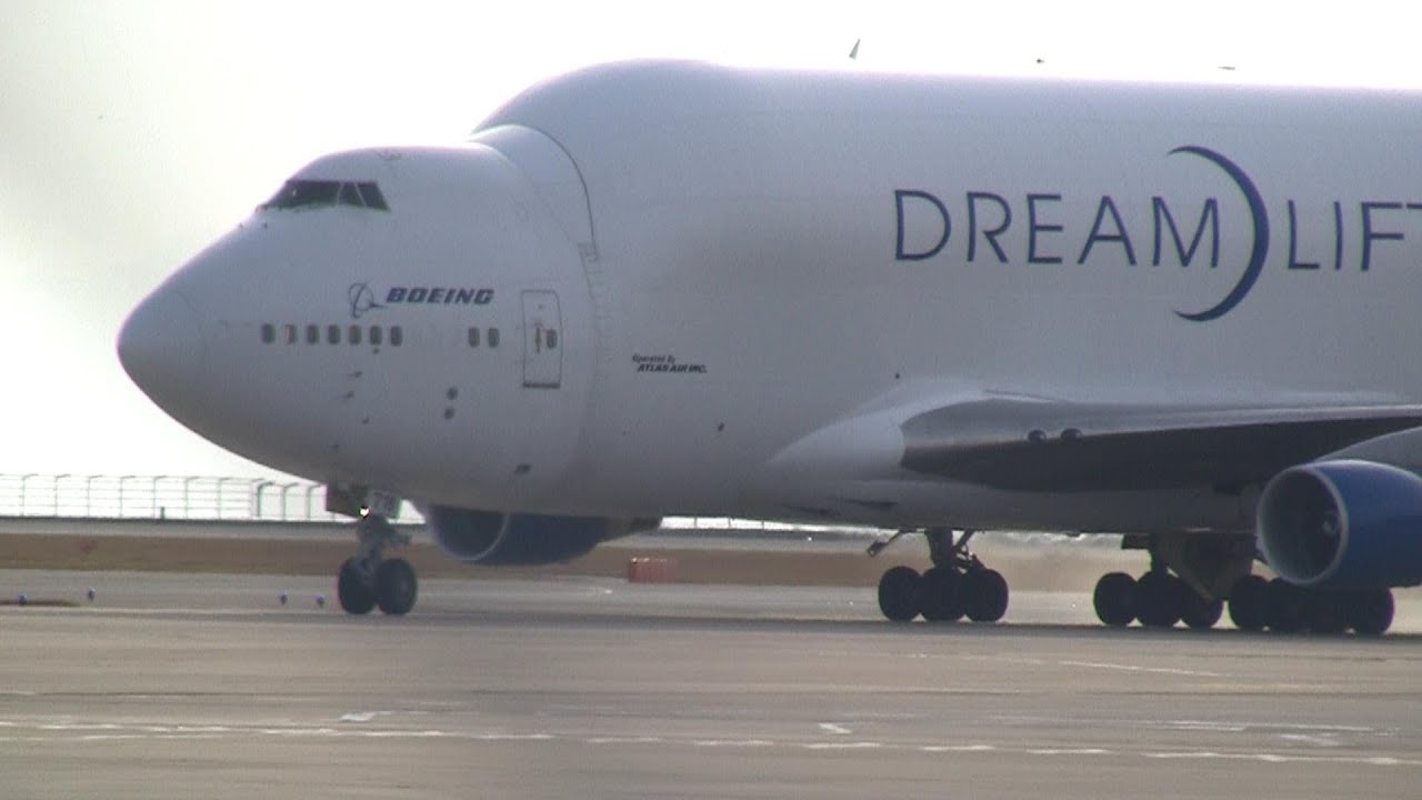 Boeing 747-4J6 LCF Dreamlifter N718BA Landing at Nagoya - YouTube