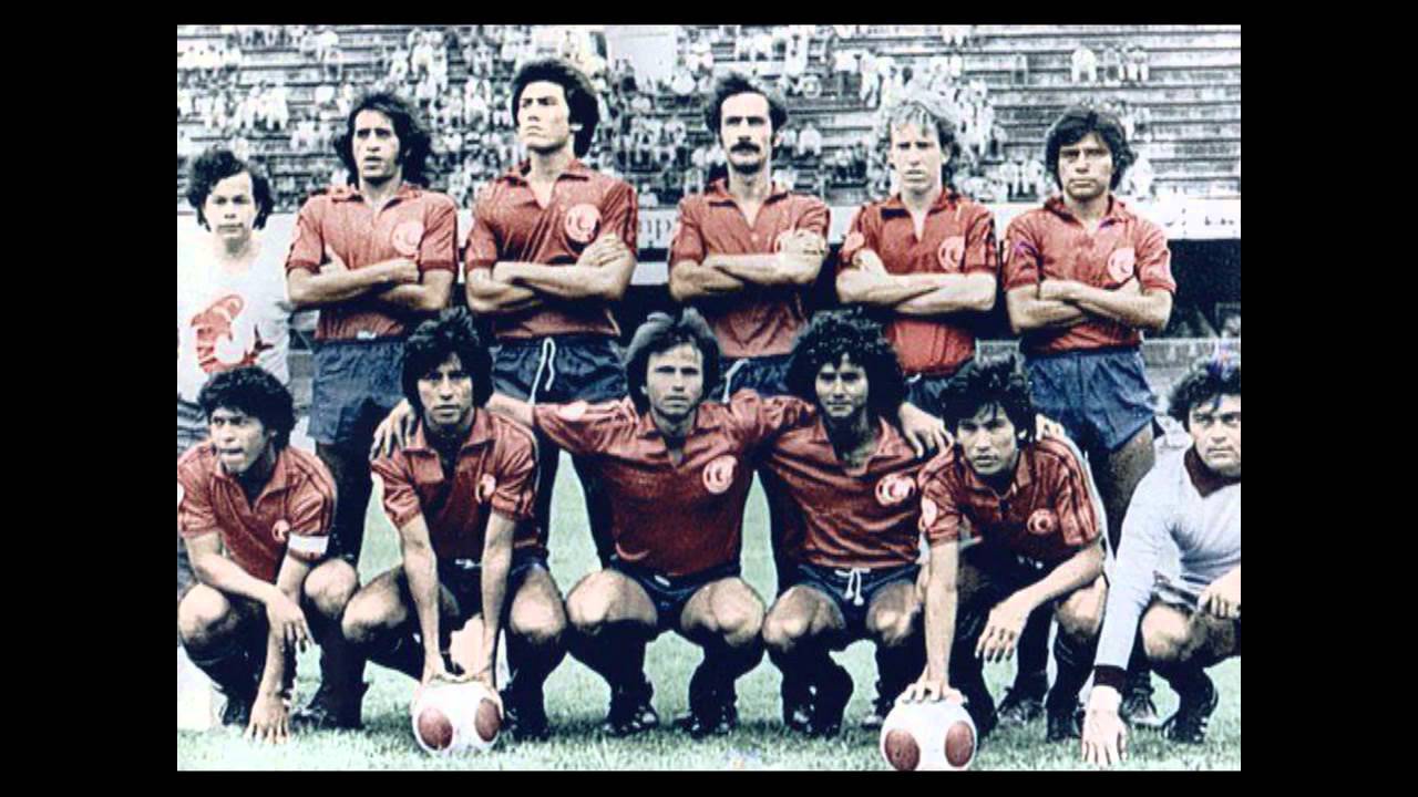 TIBURONES ROJOS 60 70 80´S - YouTube