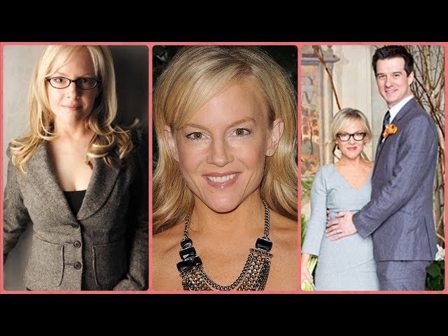 Rachael Harris Suits