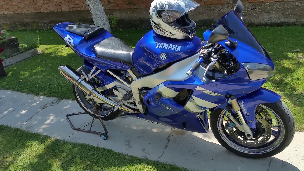 Yamaha yzf r1 2002 review - YouTube