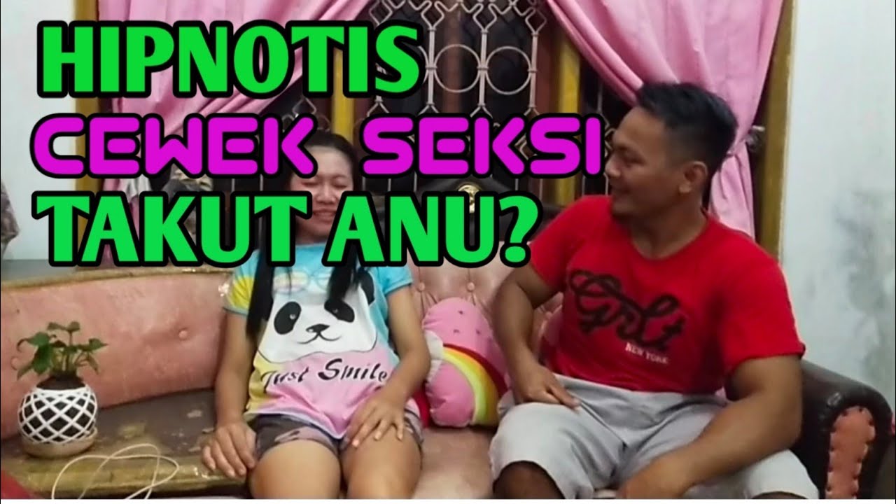 HIPNOTIS CEWEK SEKSI TAKUT ULAR - YouTube