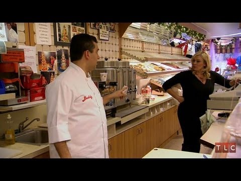 All About the Cake Boss' Sisters | Cake Boss