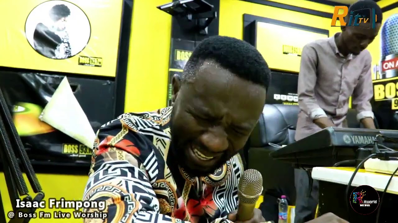 Minister Isaac Frimpong - You will Love this Worship Medley @ Boss Live ...