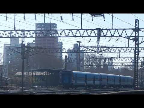 La A900 con el temperley haedo y un csr zhuzhou en temperley - YouTube