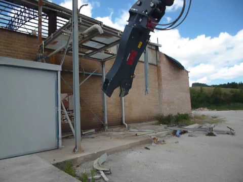 VTN SCRAP SHEAR CI2000 - YouTube