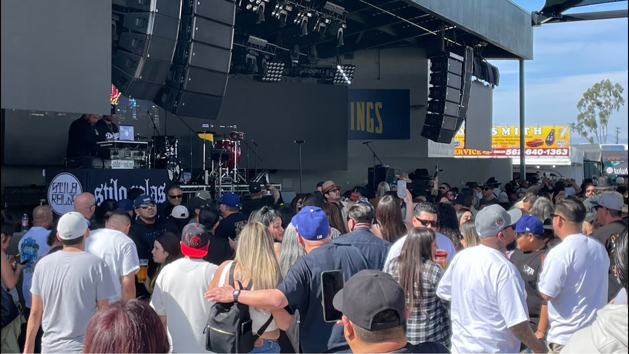 Live 🔥 SOTO BAND @ SANTA FE SPRINGS SWAP MEET 😎 #live #music - YouTube