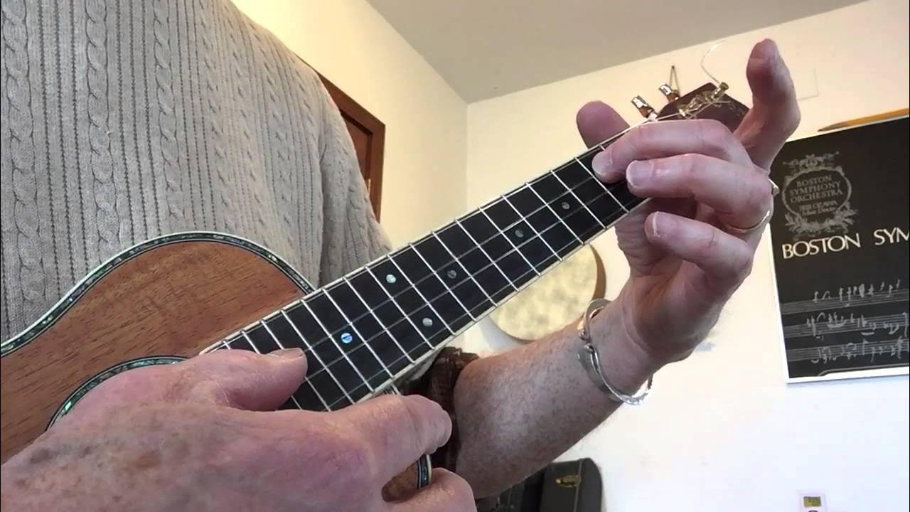 Christmas time is here, ukulele tutorial - YouTube