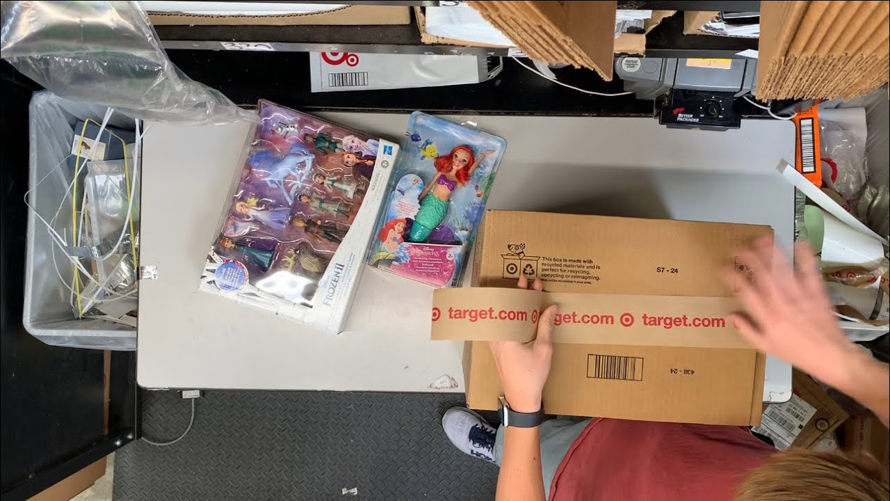 Target worker POV | Packing online orders - YouTube