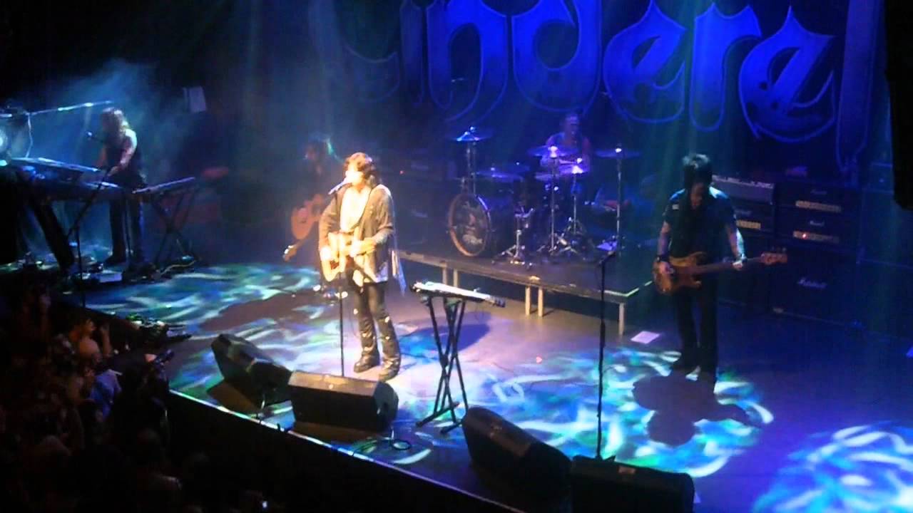 Cinderella - Heartbreak Station - Live Rockefeller, Oslo 23.06.11 - YouTube
