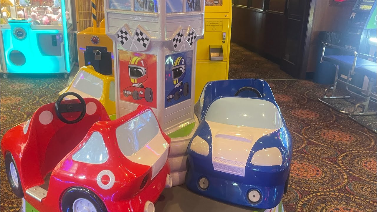 Jolly Roger International speedway Carousel kiddie Ride (Filmed in ...