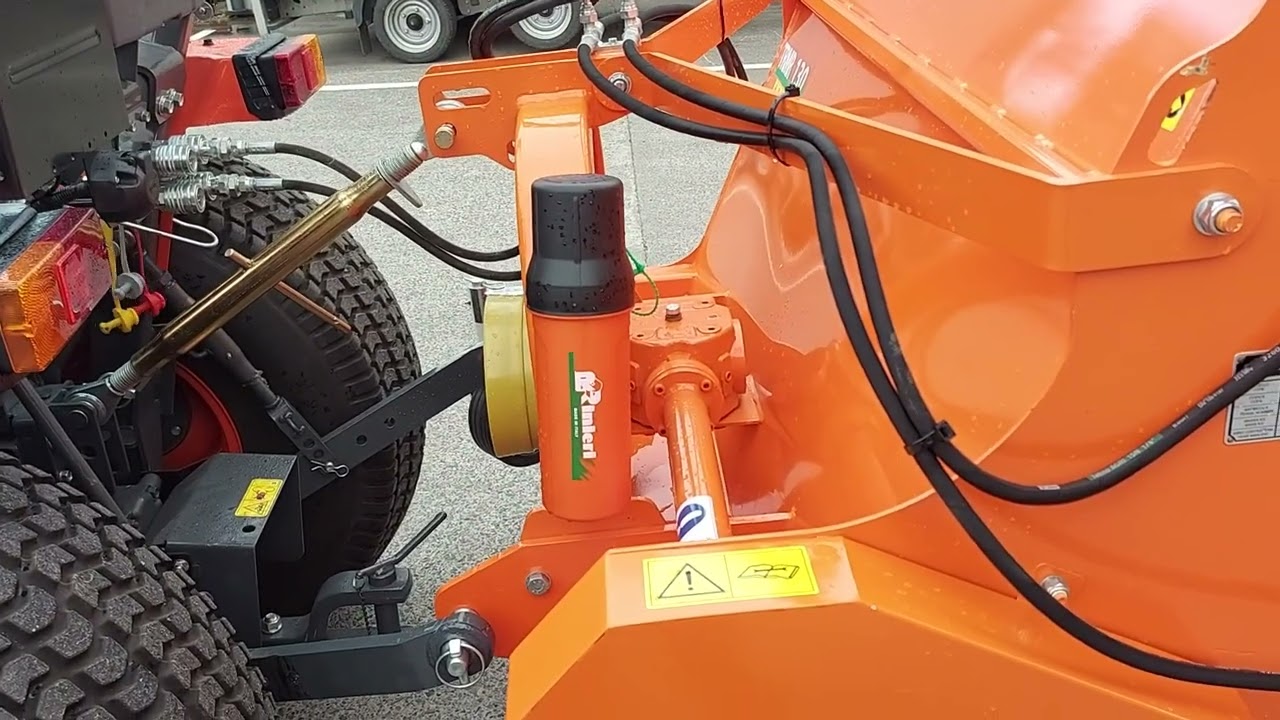 Rinieri TRMR flail collector - YouTube