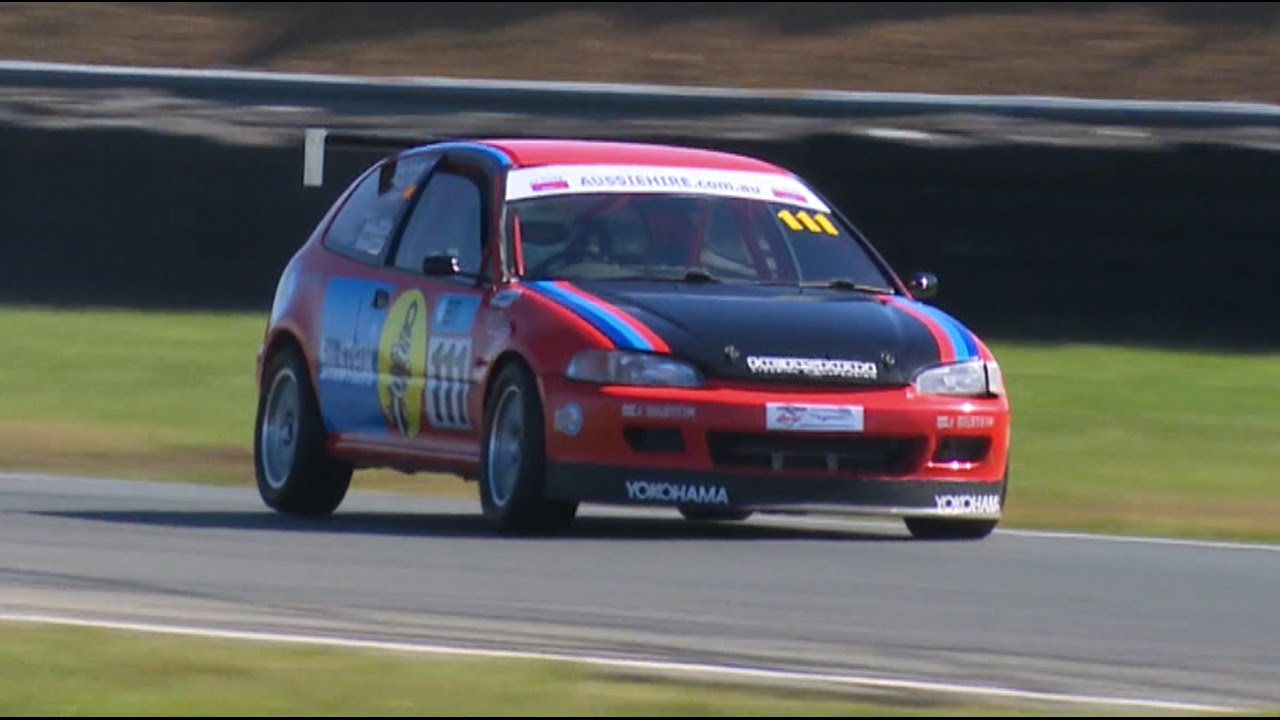 Jordan Cox wins Improved Production Race Wakefield Park - YouTube