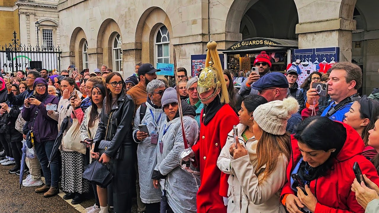 WHERE'S ORMONDE?! TROOPER GETS SQUASHED BY MASSIVE TOURON CROWD at ...