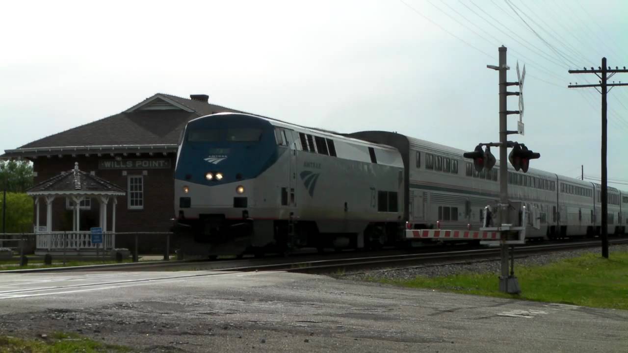 Amtrak 73 (Texas eagle) in Wills Point, Tx. 04/03/2010 © - YouTube