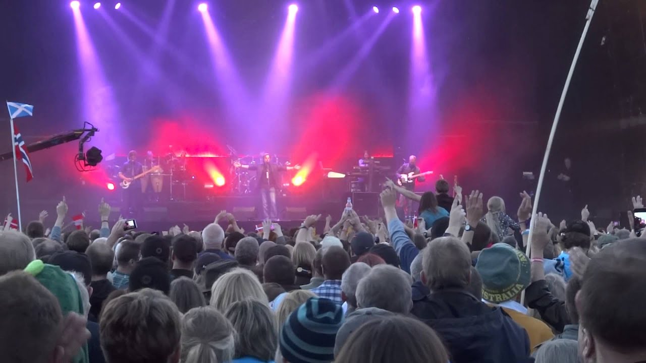 Runrig 40th Anniversary Every River - YouTube