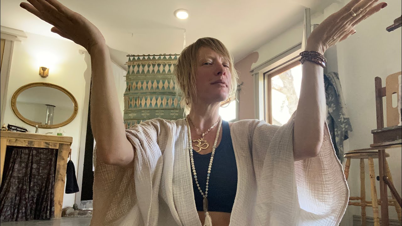 A 30 minute Kundalini Practice to completely Shift Your Energy - YouTube