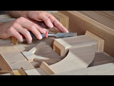 Woodworking origami folding door with clear linserts..../Made In China ...