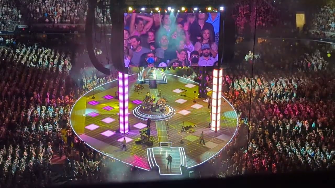 Calling Baton Rouge - Garth Brooks - Dallas, TX - July 30, 2022 ...