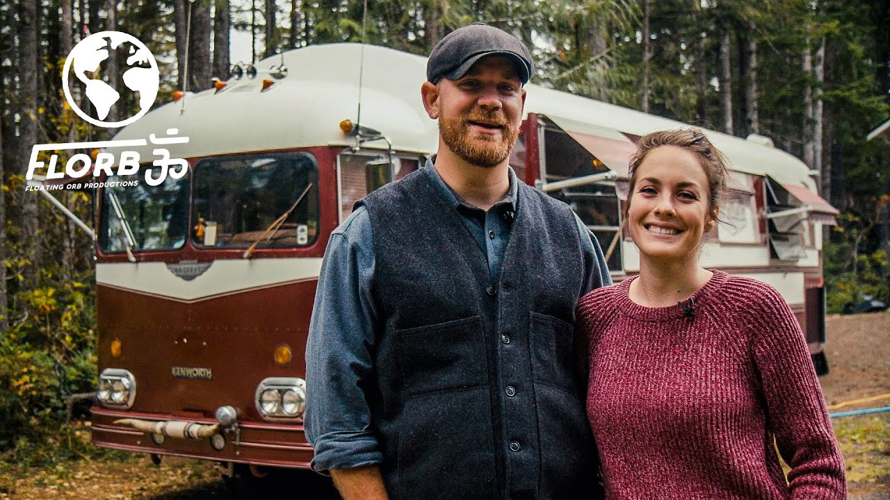 This Custom Retro Skoolie Conversion will Make You Want to Buy a Bus ...