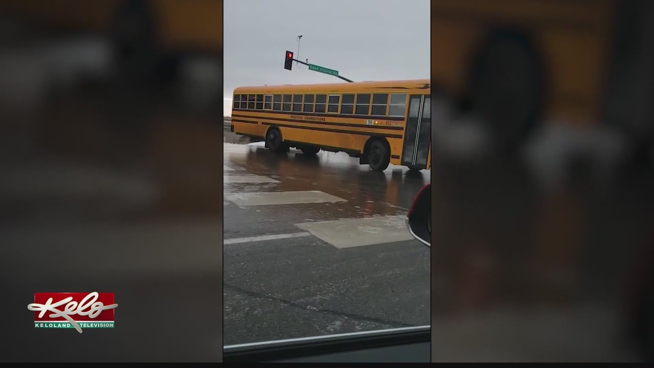 WATCH: Minnesota school bus slides sideways down icy road - YouTube