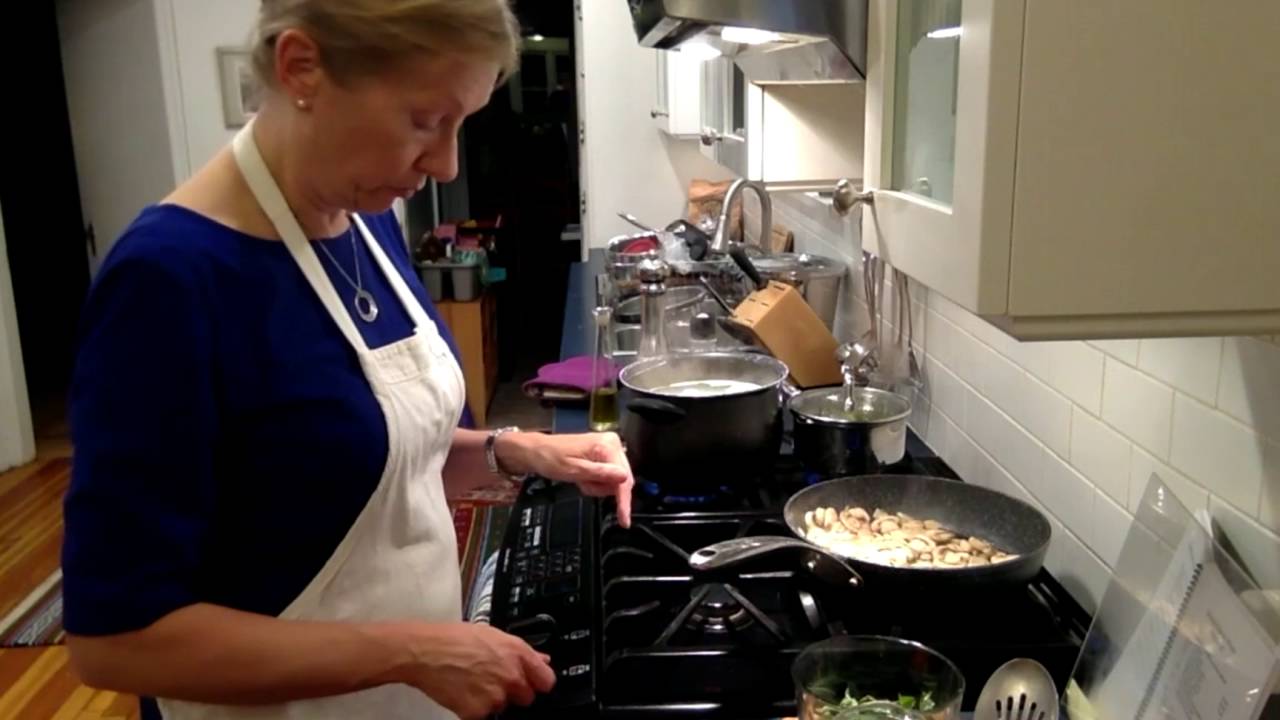 Doc Martin (aka Dr Ruth) cooks for diabetes - pasta and smoked salmon ...