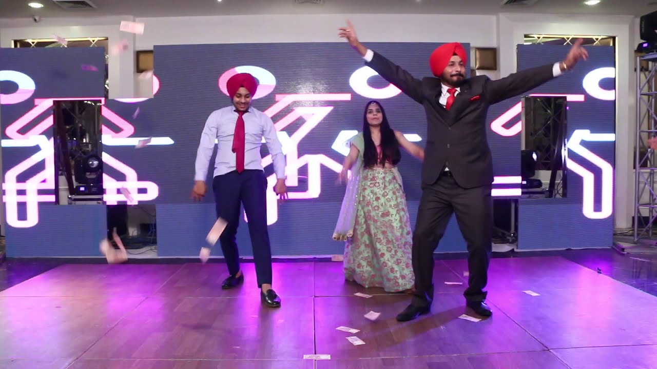 Best Bhangra performance by family kids at wedding - YouTube