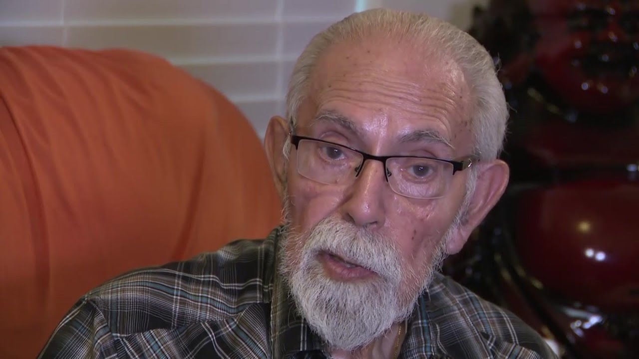 Elderly man robbed, threatened with his own cane - YouTube