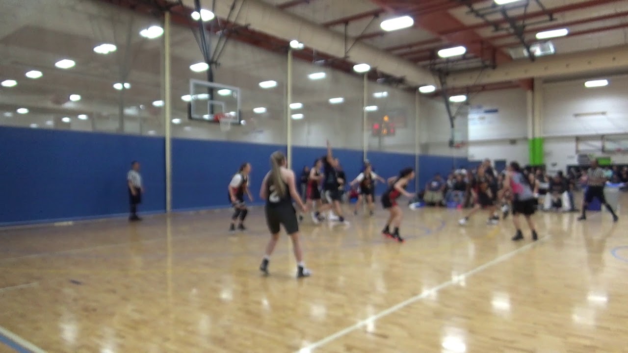 Lady Running Braves vs Court Divas (pt 2/5) - YouTube