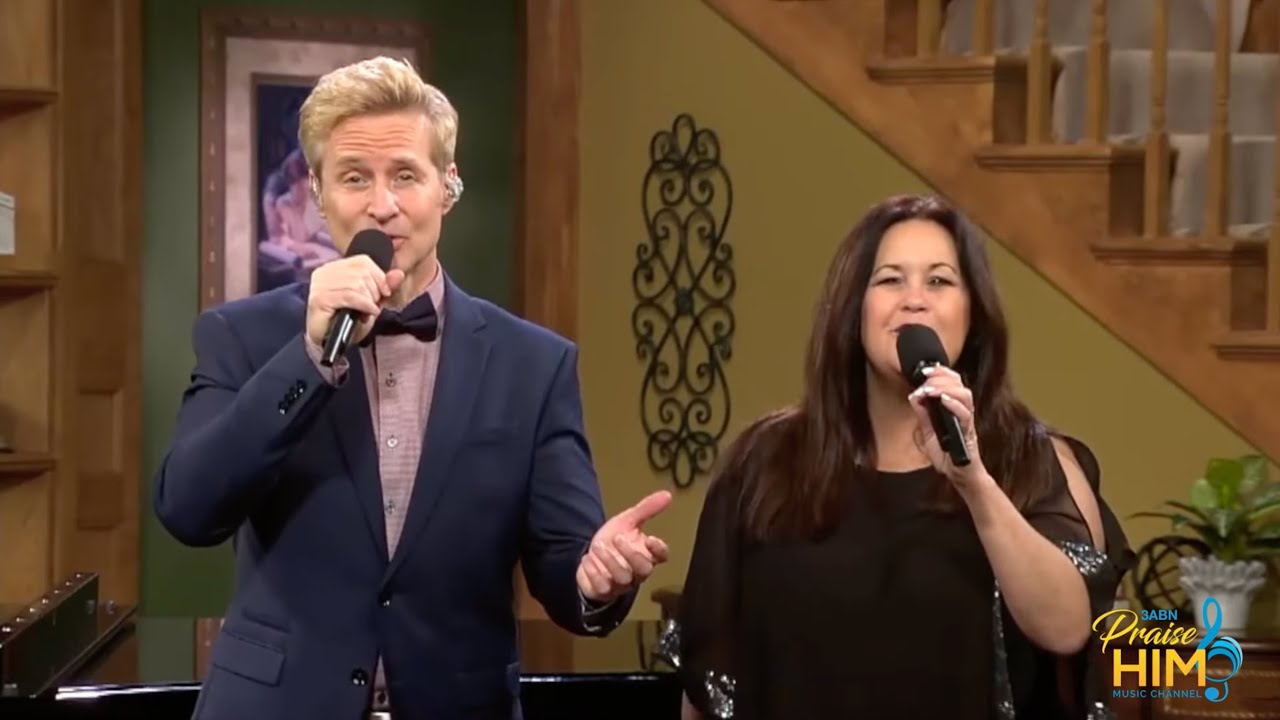 I’ll Never Know | Reggie & Ladye Love Smith - YouTube